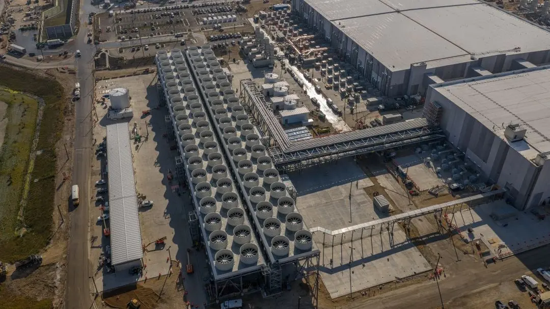 Microsoft Fairwater AI Data Center Uses Closed-Loop Cooling to Slash ...